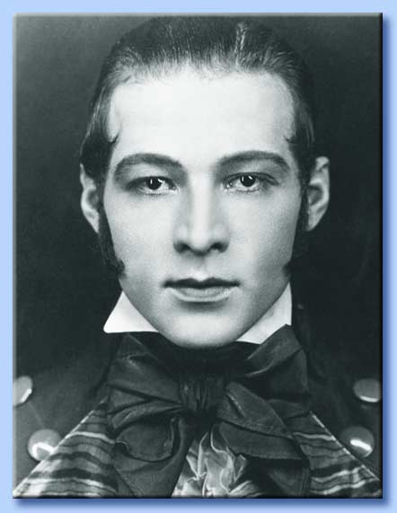 Rodolfo Valentino, considerado um dos primeiros “latin lovers” (amantes ...