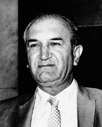 Joe Bonanno, mafioso que criou uma organização criminosa que repercutiu ...