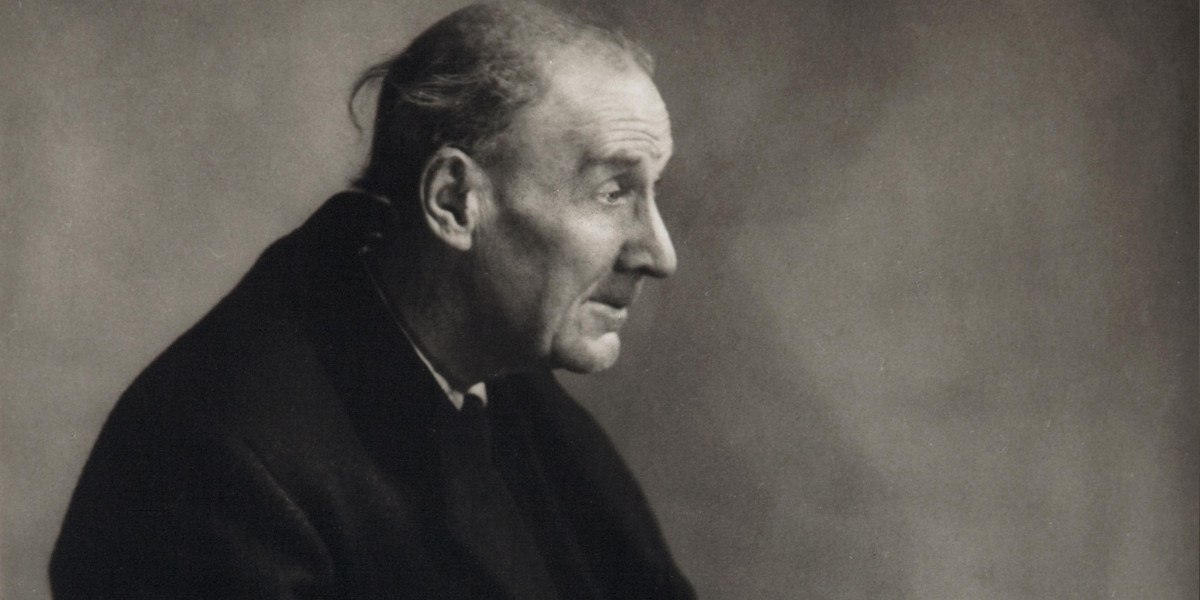 Eugène Atget, citado por historiadores como o pai da fotografia moderna