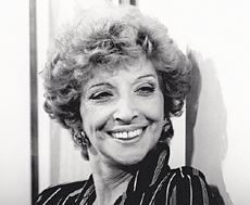 Célia Biar, foi uma das fundadoras do Teatro Brasileiro de Comédia e ...