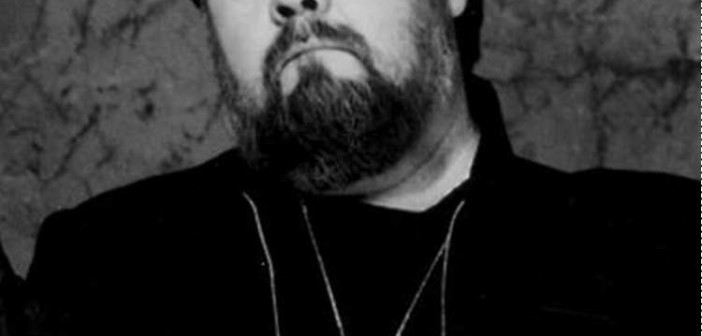 Jim Clench, baixista da banda de classic rock April Wine, um dos ícones ...