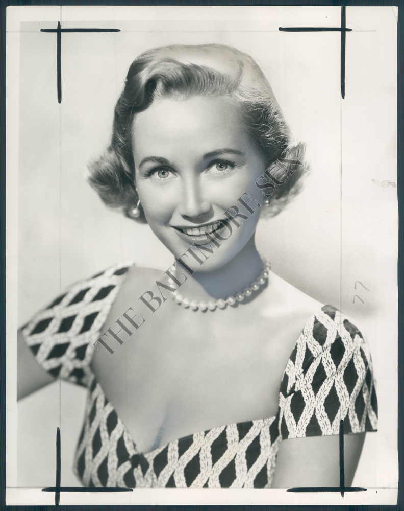 Phyllis Avery, foi vista em episódios de “Peter Gunn”, “O Paladino da ...