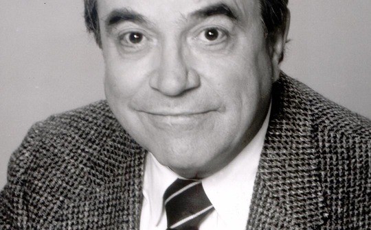 David Doyle, lembrado por seu papel como o detetive John Bosley na ...