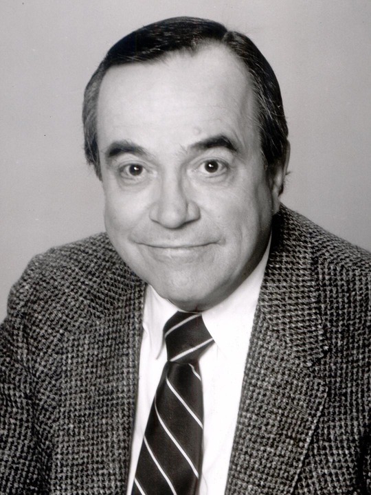 David Doyle, lembrado por seu papel como o detetive John Bosley na ...