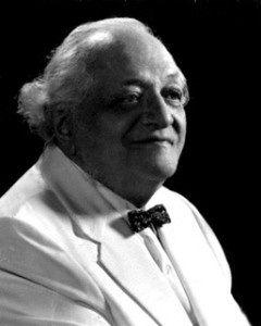 Jacob Levy Moreno, introduziu o termo Psicoterapia de Grupo