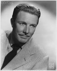 Tom Helmore, especializou em comédias, atuando ao lado de Katharine ...