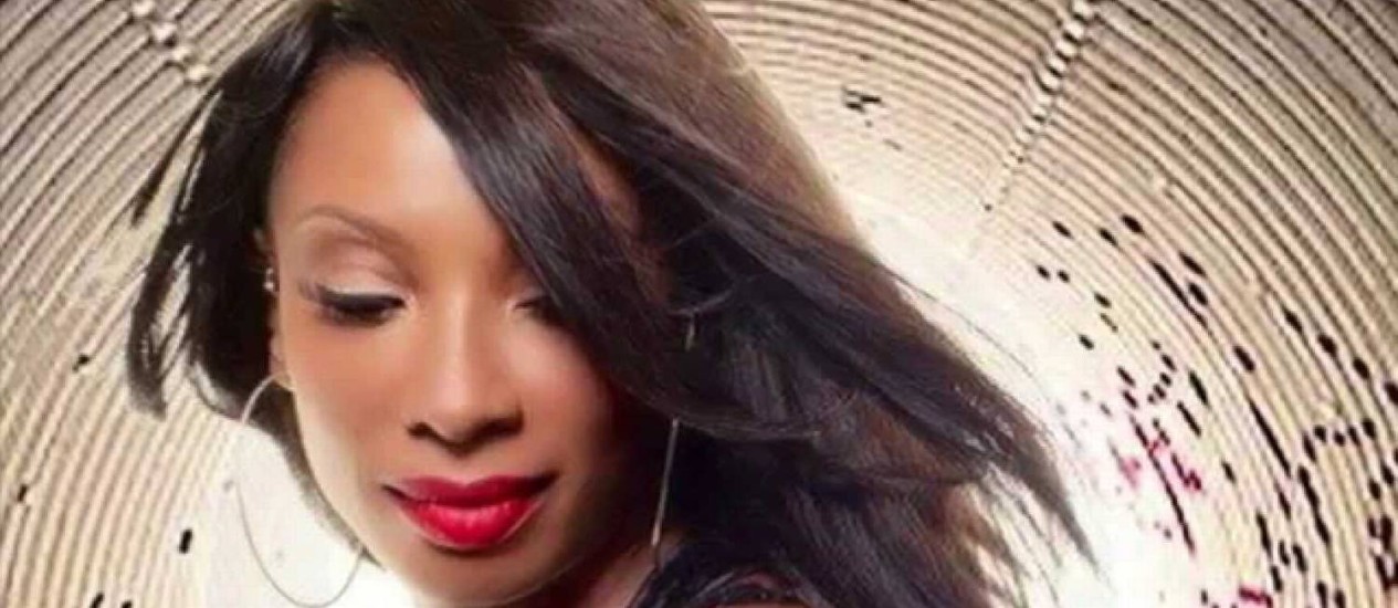 Charmayne ‘Maxee’ Maxwell, do Brownstone, cantora do grupo de soul ...