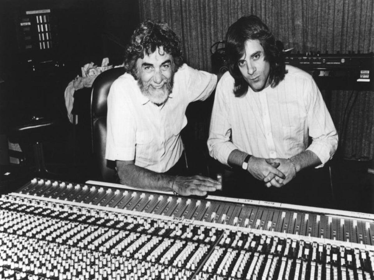 Foi considerado um pioneiro produtor musical