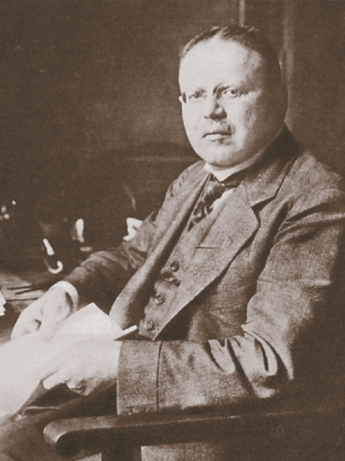 Matthias Erzberger, político pacifista alemão, signatário do armistício ...