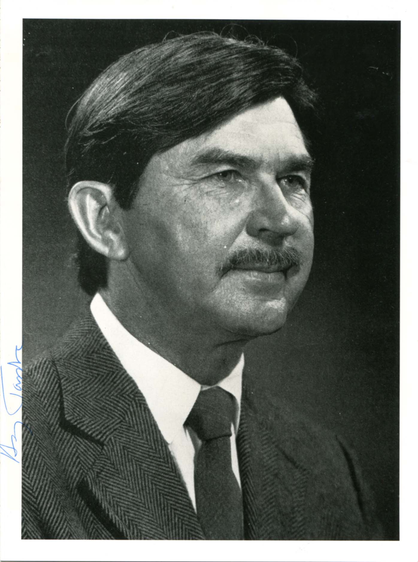 Henry Taube, foi laureado com o Nobel de Química, por pesquisas ...