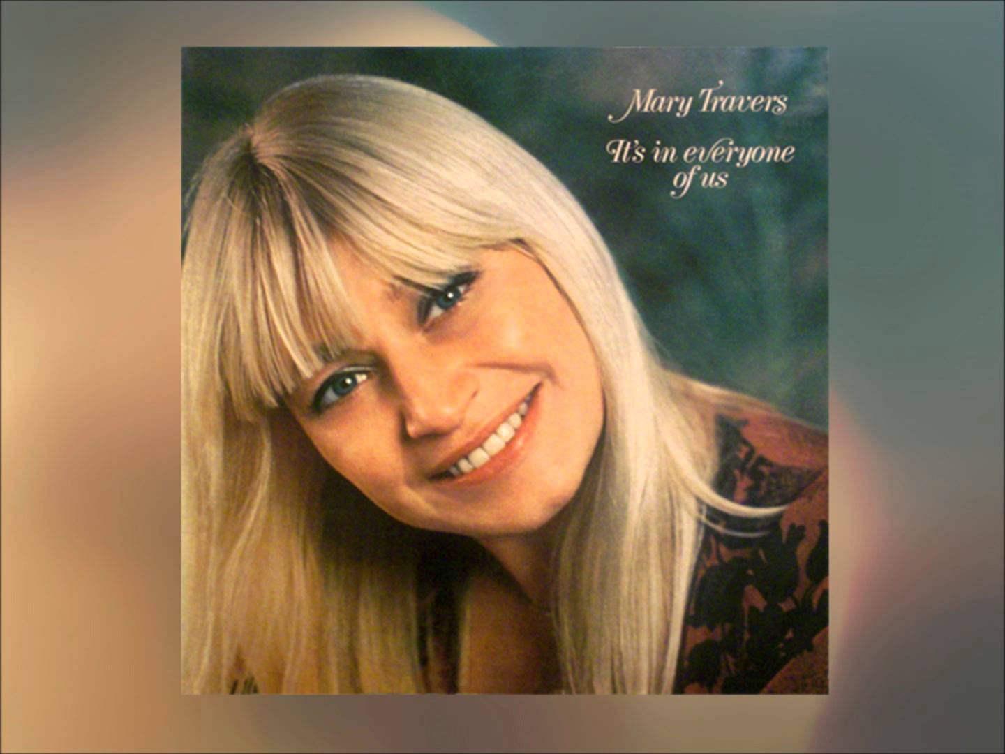 Mary Travers, foi integrante do lendário trio de música folk Peter ...