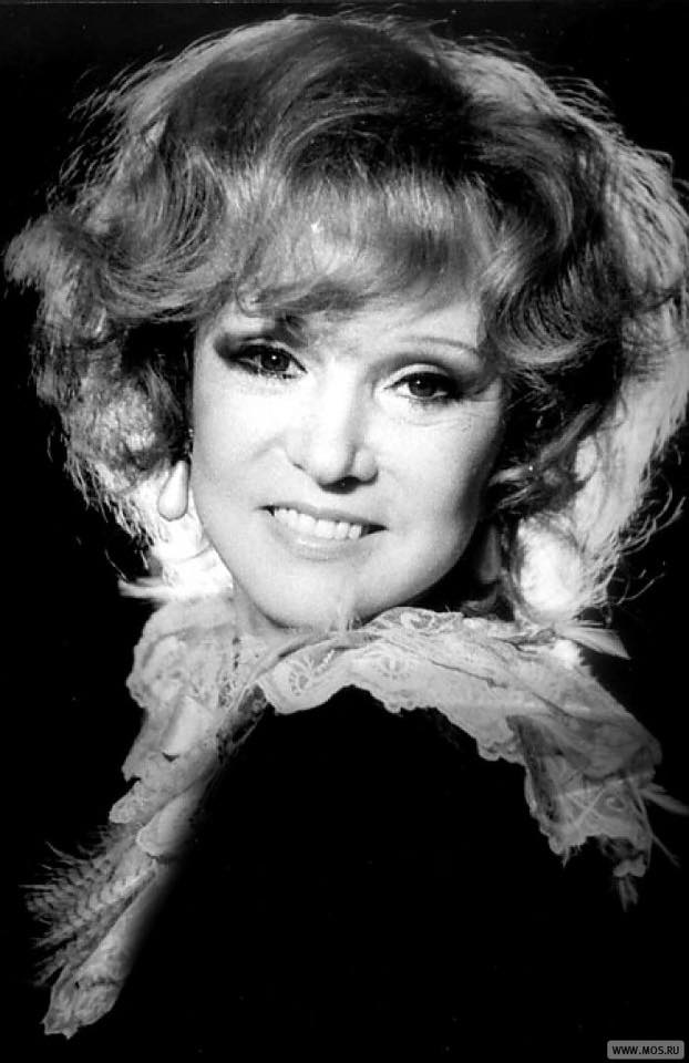 Lyudmila Gurchenko, lendária estrela do cinema russo