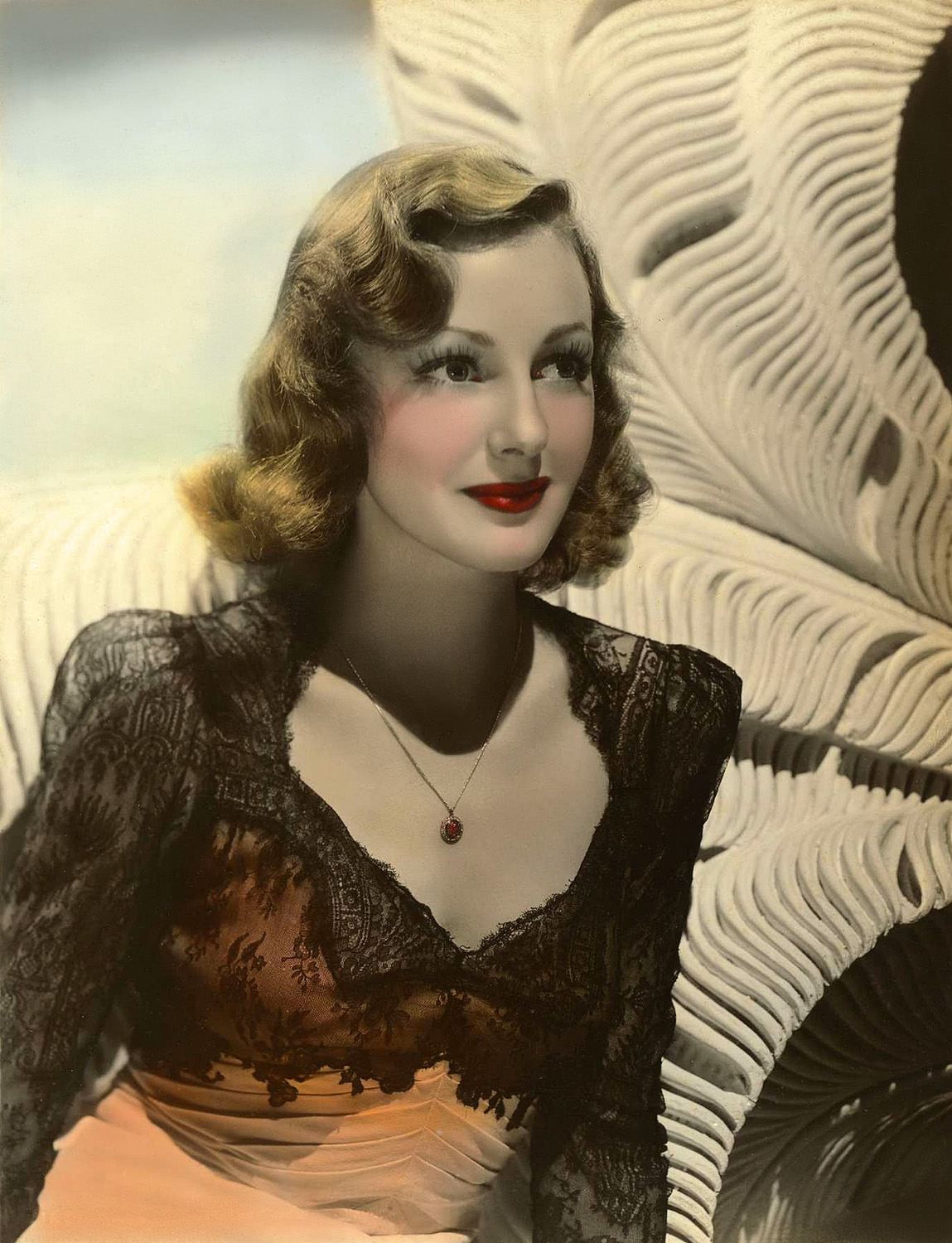 Virginia Grey, atriz americana que apareceu em mais de 100 filmes e uma ...