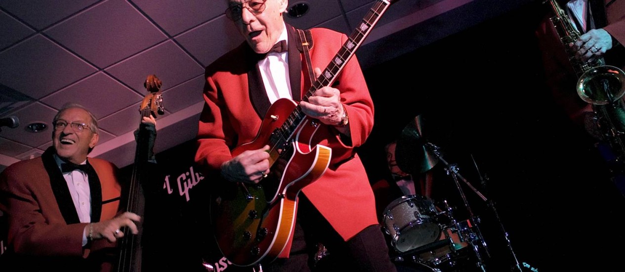 Franny Beecher, foi um dos primeiros guitarristas solo da história do ...