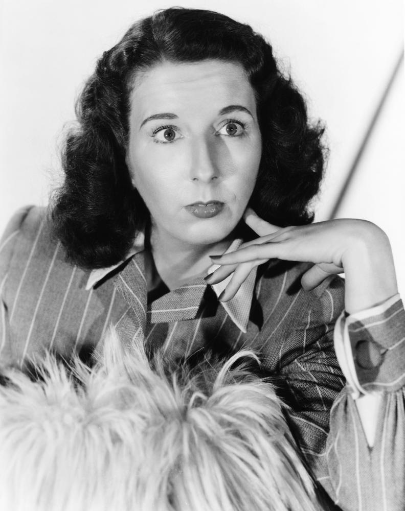 Mary Wickes, teve uma longa carreira no palco com mais de duas dúzias ...