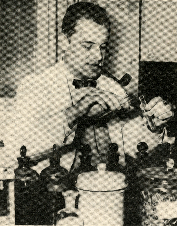 Frederick Robbins, médico pediatra, um dos ganhadores do Prêmio Nobel ...