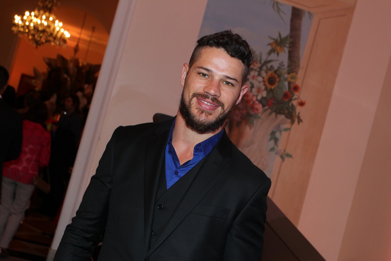 Primeiro voo de um avião de 4 lugares movido exclusivamente a hidrogênio