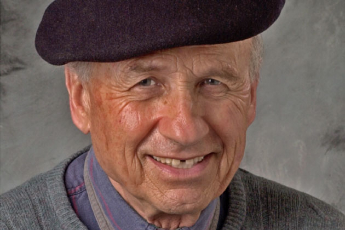 Walter Kohn, compartilhou o Prêmio Nobel de Química de 1998 – aplicou a ...