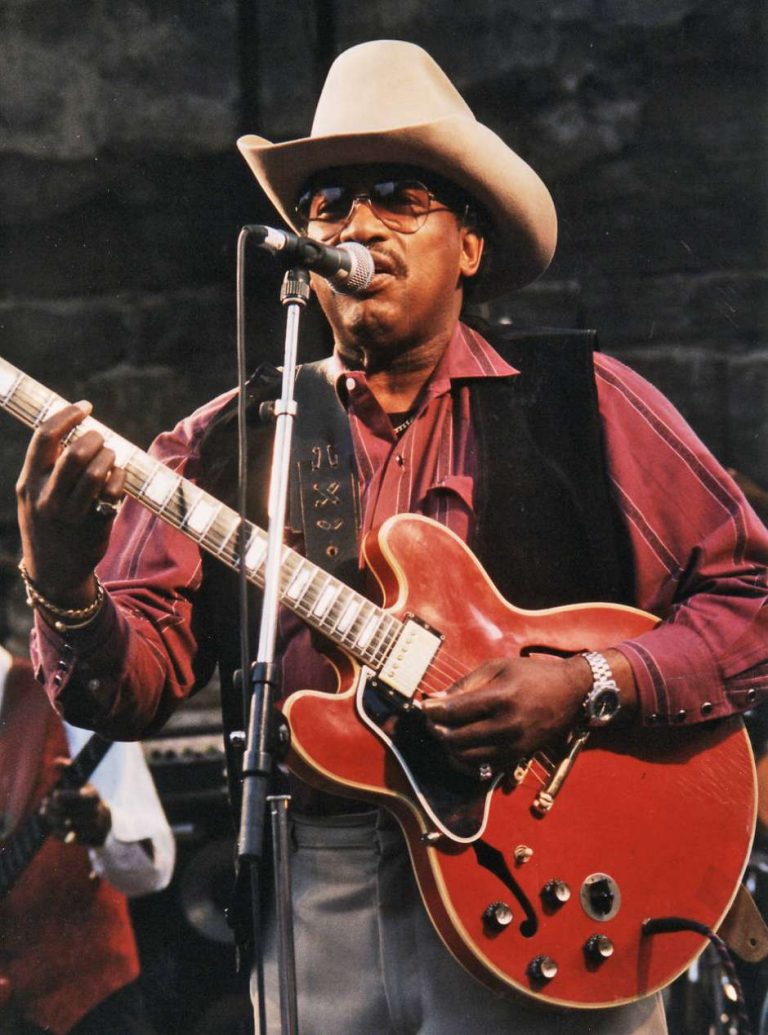Otis Rush, cantor de blues e guitarrista inovador que teve uma ...