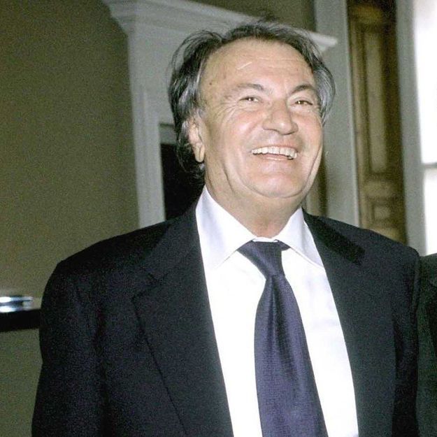 Sergio Rossi, empreendedor italiano, fundador de uma das marcas de ...