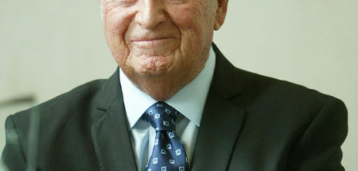 Giorgio Gucci, considerado um dos principais responsáveis pela expansão ...