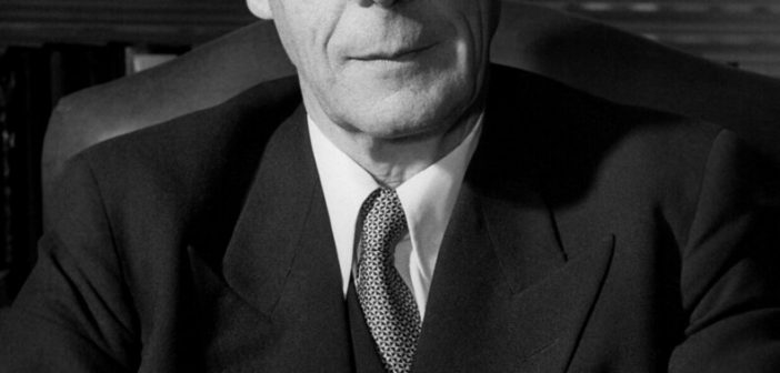 Ivar Rooth, banqueiro sueco que foi diretor administrativo e presidente ...