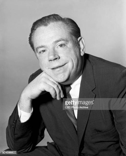 Tom Ewell, ator conhecido por co-estrelar com Marilyn Monroe no filme ...