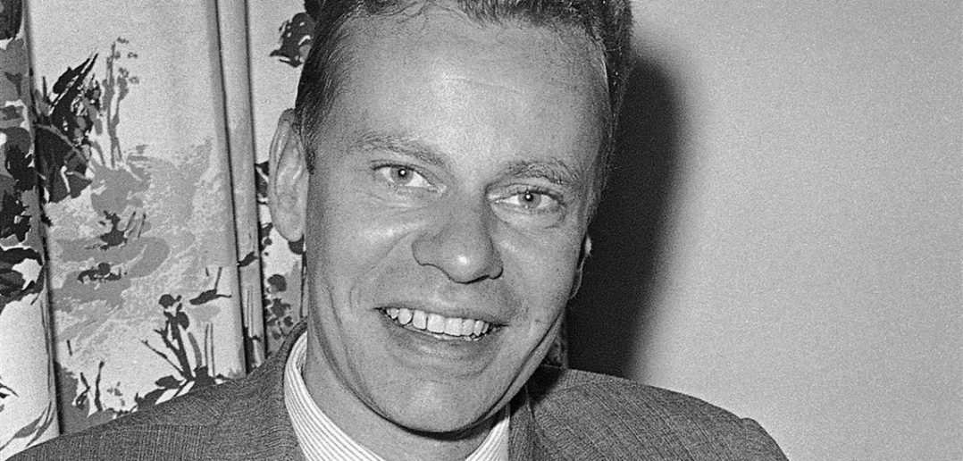 Mark Van Doren, poeta, crítico e professor que fascinou os alunos John ...