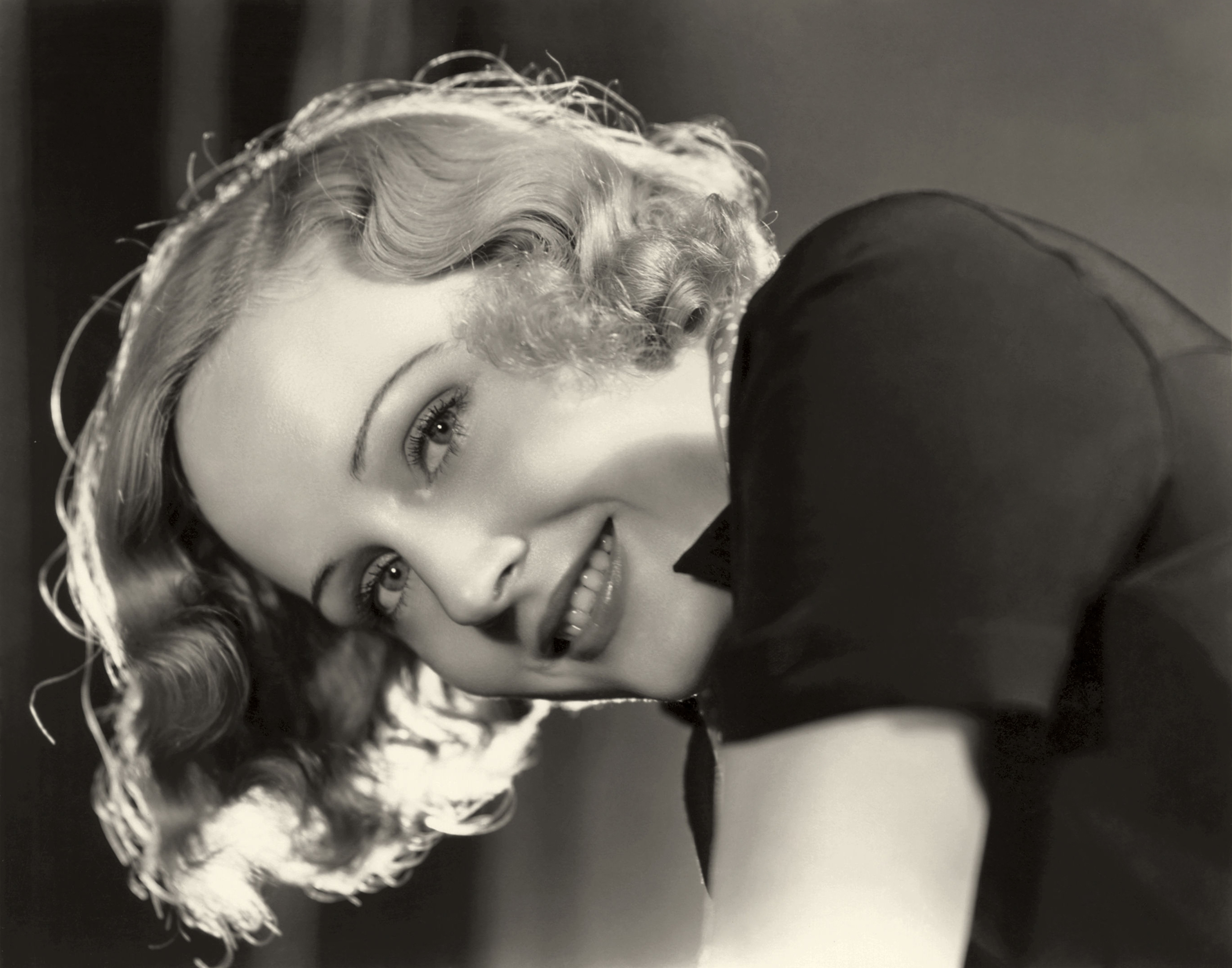 Madge Evans, apareceu em filmes com estrelas como Spencer Tracy, Bing ...
