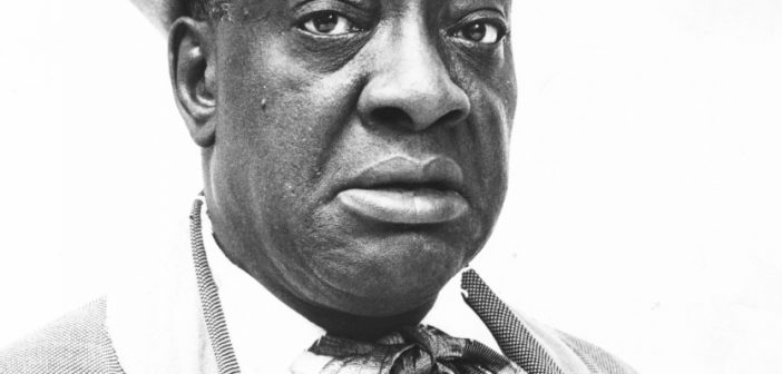 Pigmeat Markham, foi um comediante que viajou pelo mundo e apareceu na ...