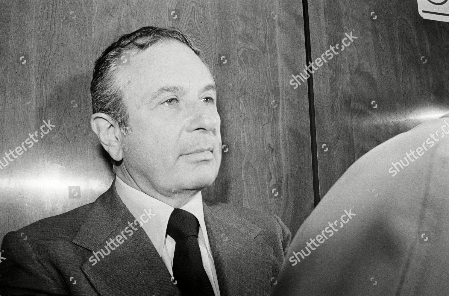 David Begelman, foi um agente de Hollywood de sucesso, foi nomeado ...