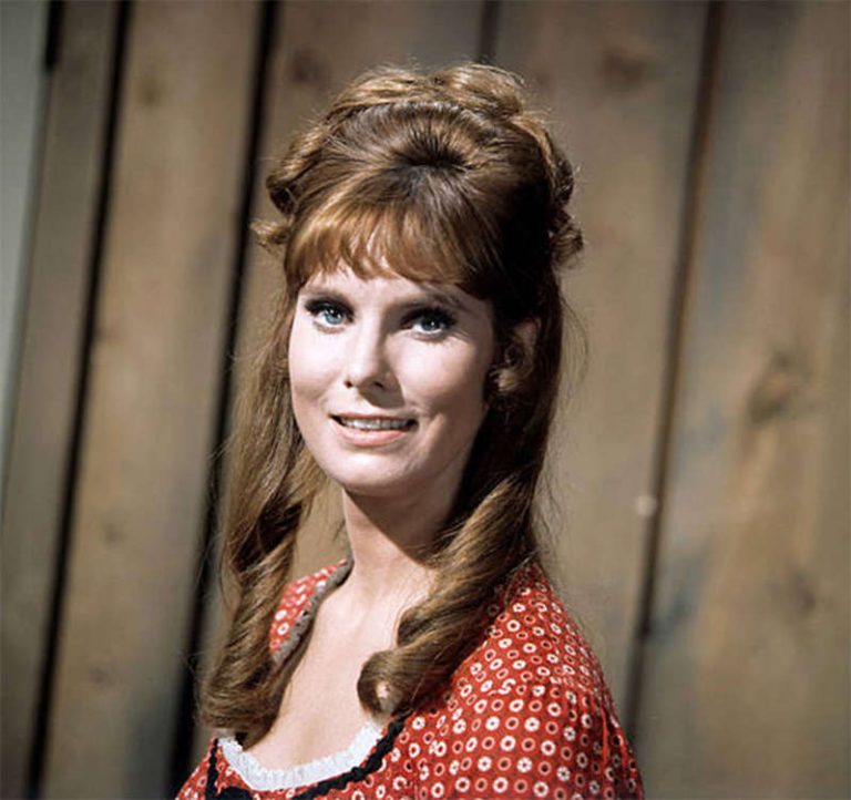 Bridget Hanley, atriz norte americana, que interpretou a Candy Pruitt ...