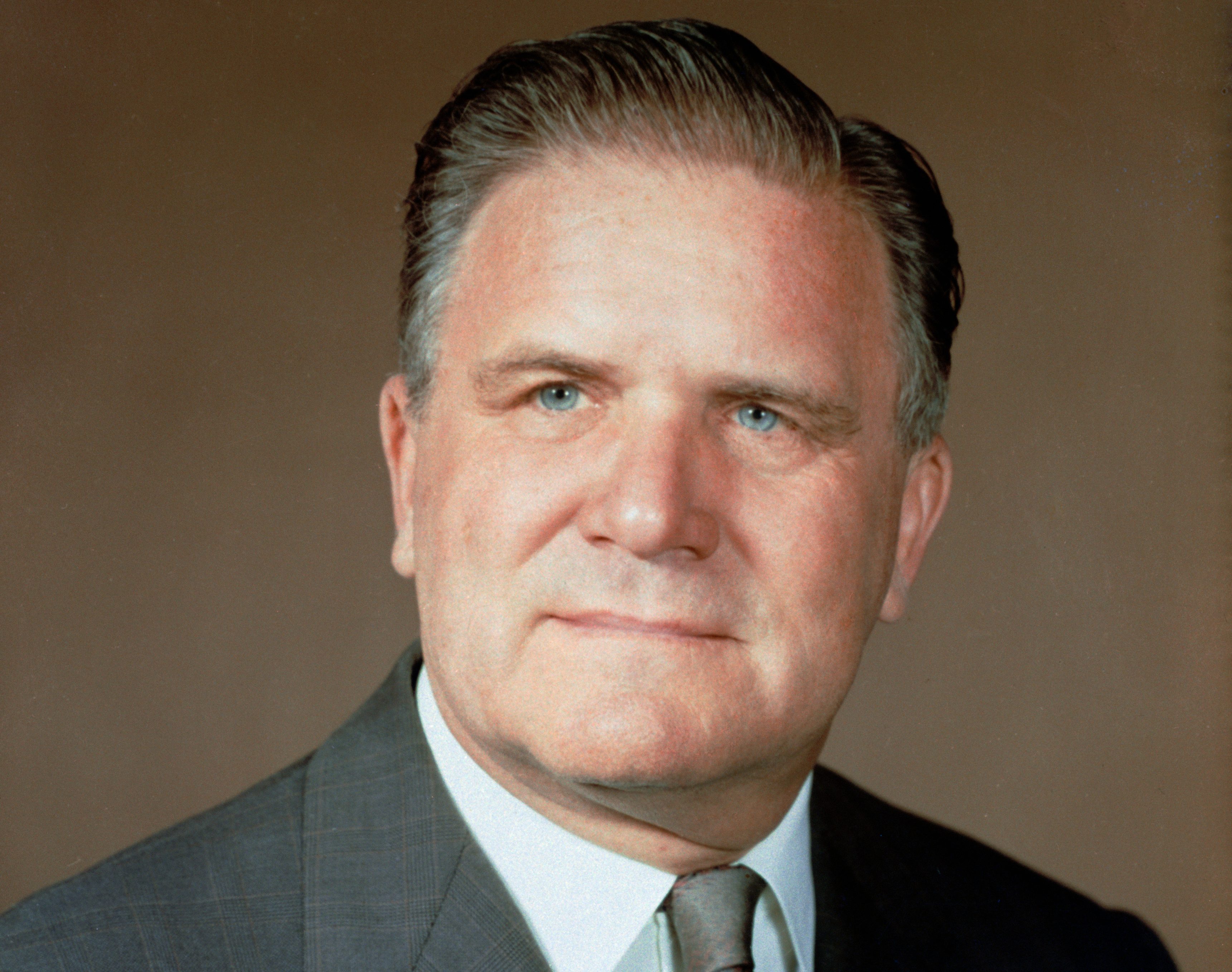 James Webb, foi chefe da Administração Nacional de Aeronáutica e Espaço ...