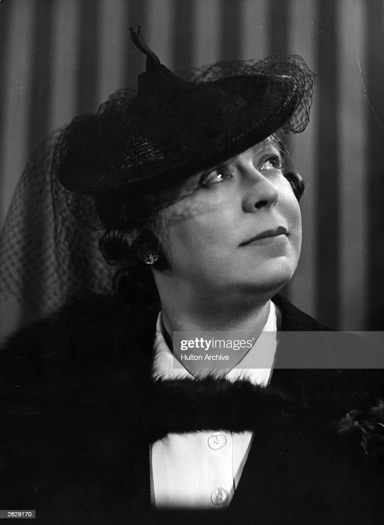 Eva Turner, era uma soprano dramática e professora, foi uma das ...