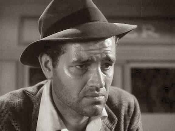 Tom Neal, ator que apareceu em 180 filmes antes de sua carreira de ator ...