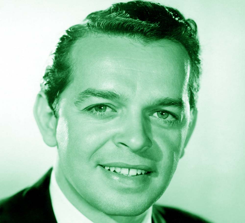 Joseph Pevney, dirigiu alguns dos episódios mais conhecidos da série de ...