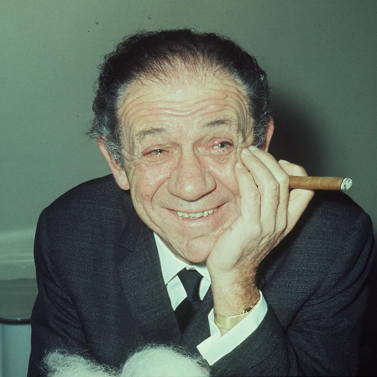 Sid James, ator de comédia, seu rosto ‘tornou-se familiar, no entanto ...