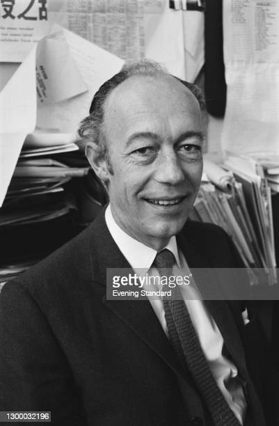 Richard Hough, foi um historiador e romancista cuja prolífica carreira ...