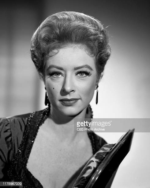 Amanda Blake, atriz que interpretou Kitty Russell, uma mulher sábia que ...