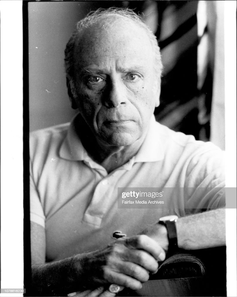 Sumner Locke Elliott, foi um romancista e dramaturgo cuja ficção se ...