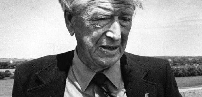 Frederick Manfred, autor de muitos romances ambientados em um ...