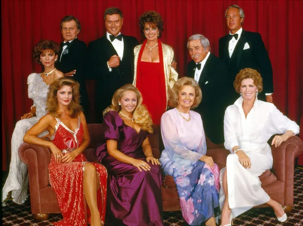 David Jacobs, produtor e roteirista conhecido por ter criado a série ...