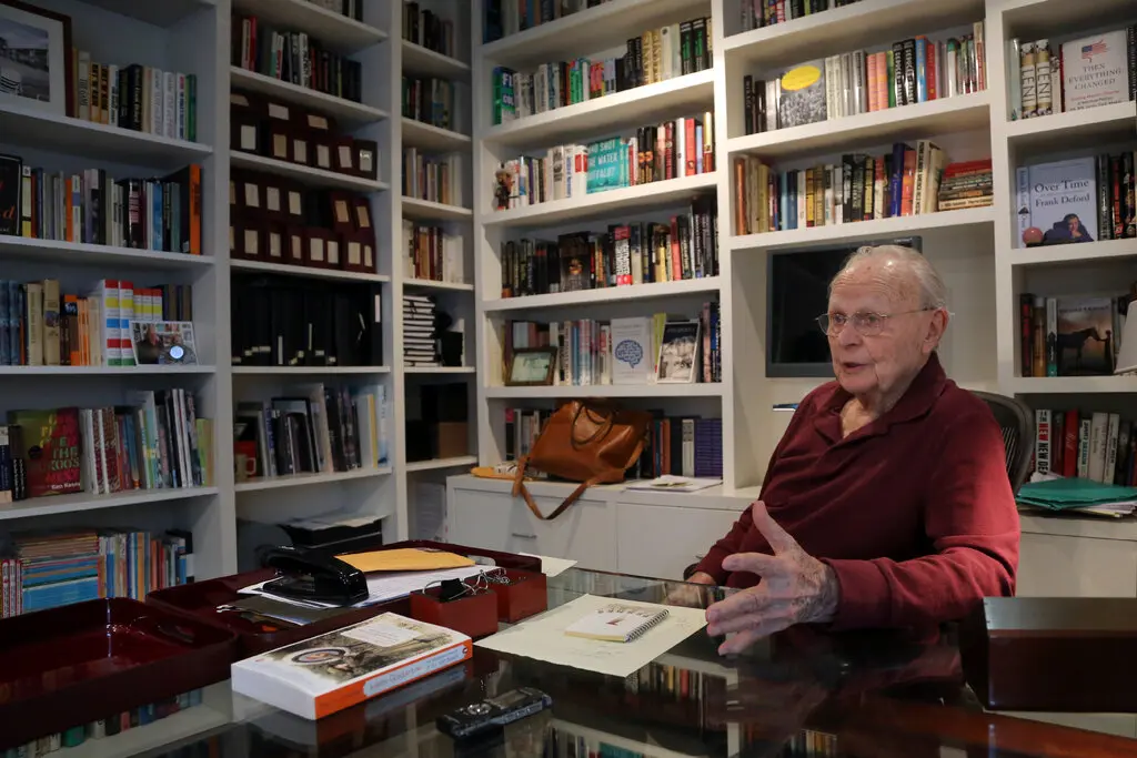 Sterling Lord, foi um dos agentes literários mais bem-sucedidos e ...