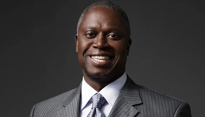 Andre Braugher, ator dinâmico conhecido por seu excelente trabalho em ...