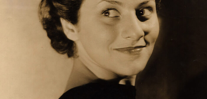 Viola Spolin, foi professora e autora foi uma inspiração para o ...