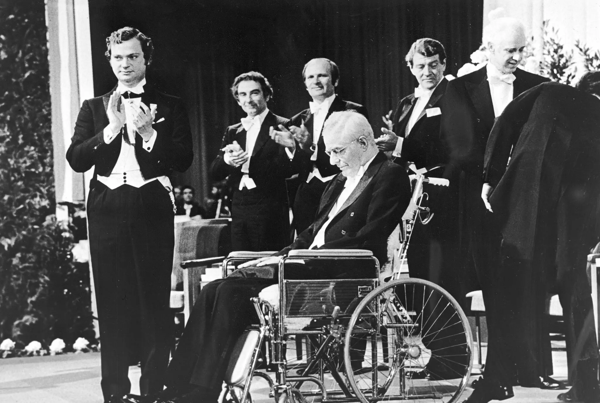 Leon Neil Cooper, foi um físico ganhador do Nobel que ajudou a ...