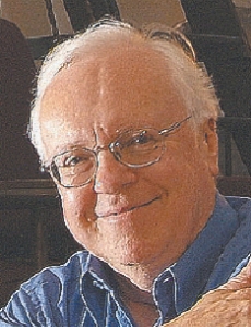 O astrônomo Brian Marsden, reconhecido mundialmente por seu talento de ...