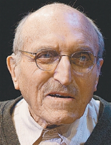 Len Lesser, ator conhecido por interpretar o personagem Tio Leo no ...