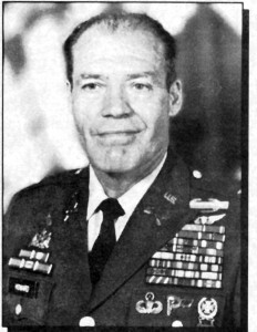 Robert A. Lewis, co-piloto americano do avião que lançou a bomba ...