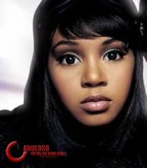 Lisa Lopes, dançarina, cantora e rapper, também chamada de Left Eye.